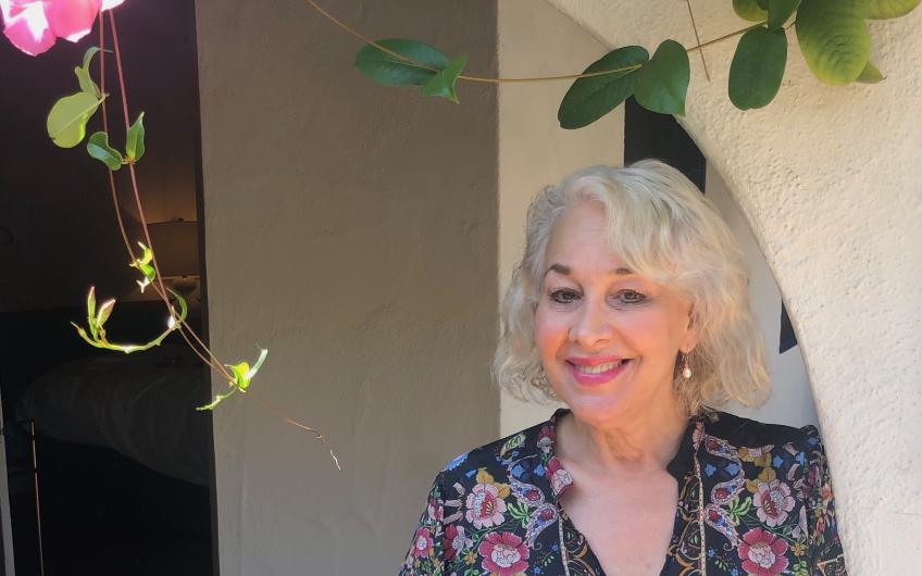 Karen Moss Receives USC Zumberge Grant - Roski School of Art and Design